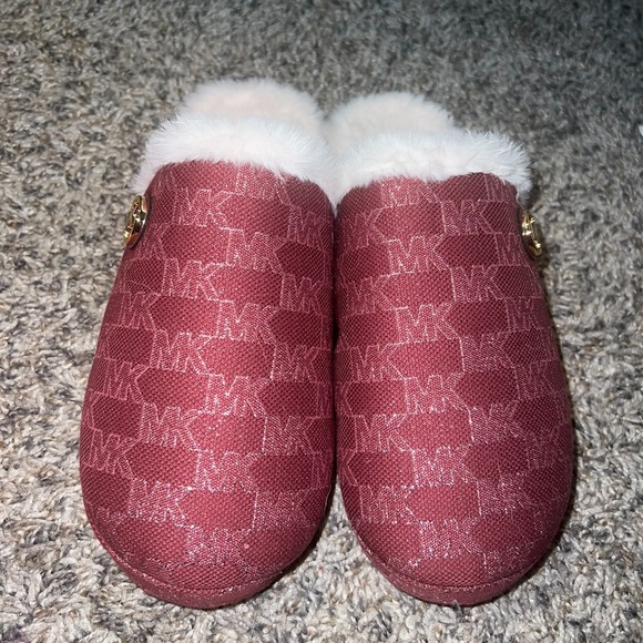 Shoes | Michael Kors Slippers | Poshmark